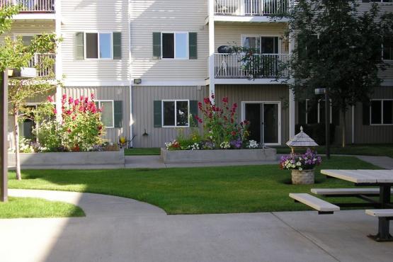 Vintage at Bend | Vintage Housing